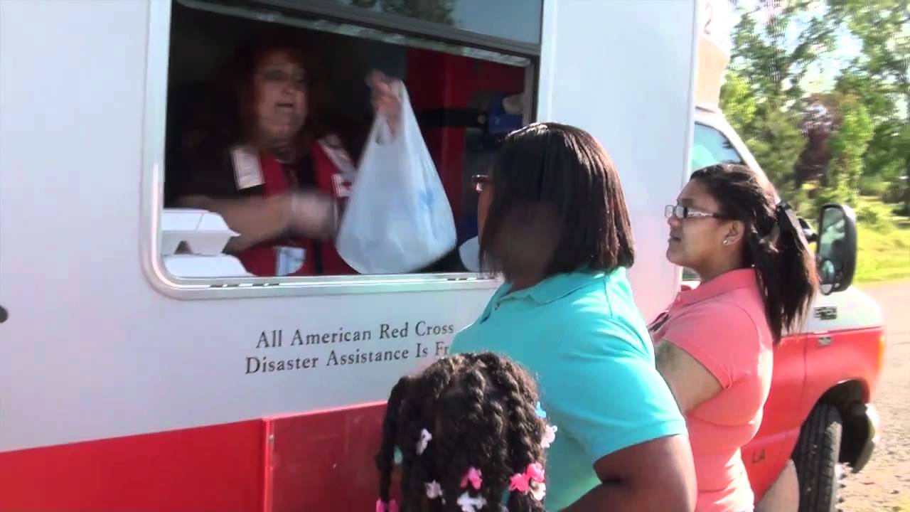 Spring Storms (April & May 2011): Feeding Disaster Survivors - YouTube