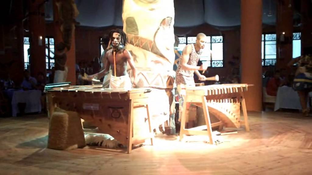 Zulu night in Friguia Park, Tunisia 2012 - YouTube