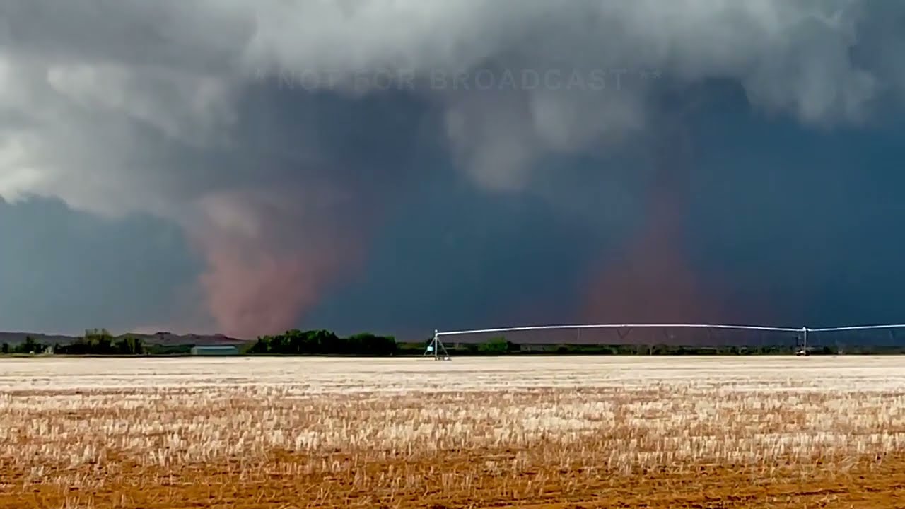 04-23-21 - Lockett, TX - Twin Tornadoes - YouTube