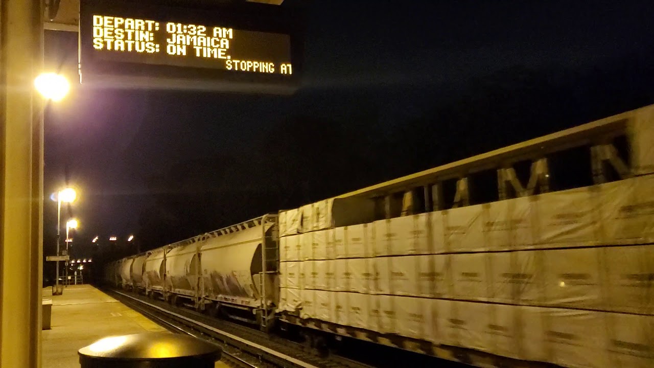 NYAR Train #271 & #268 passing Bellerose - YouTube