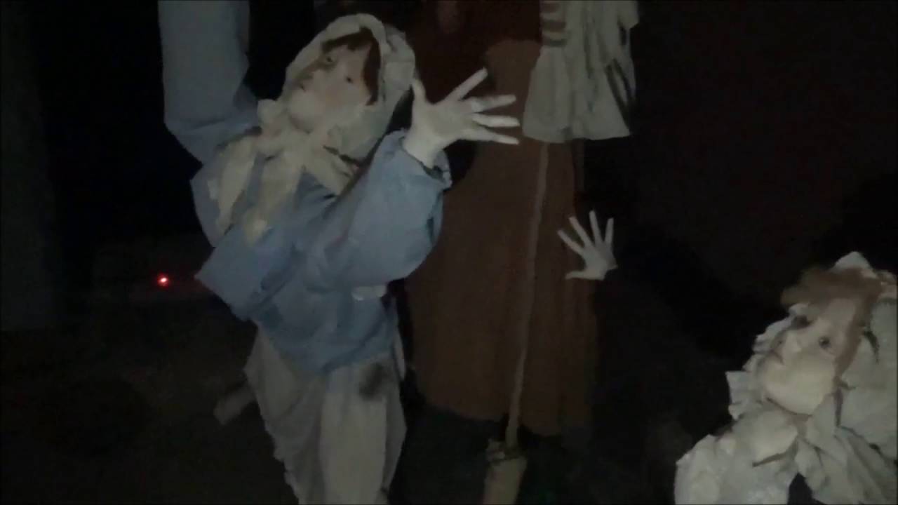 Witch's Dungeon - Wax Figures and Reenacters - YouTube