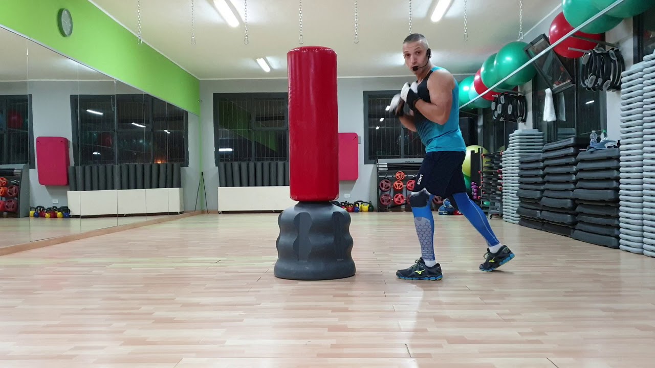 FIT BOXE: come costruire una sequenza d'allenamento 3 - YouTube