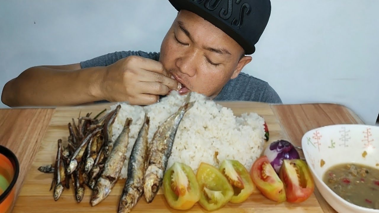 MASARAP NA ALMUSAL SA UMAGA, SINANGAG || TUYO || PADAS || DILIS - YouTube