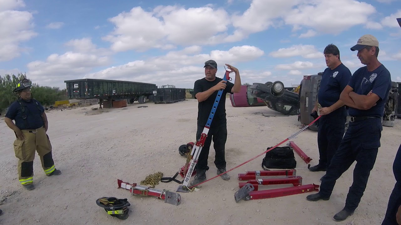 Rescue 42 Intro to the TeleCrib Struts - YouTube