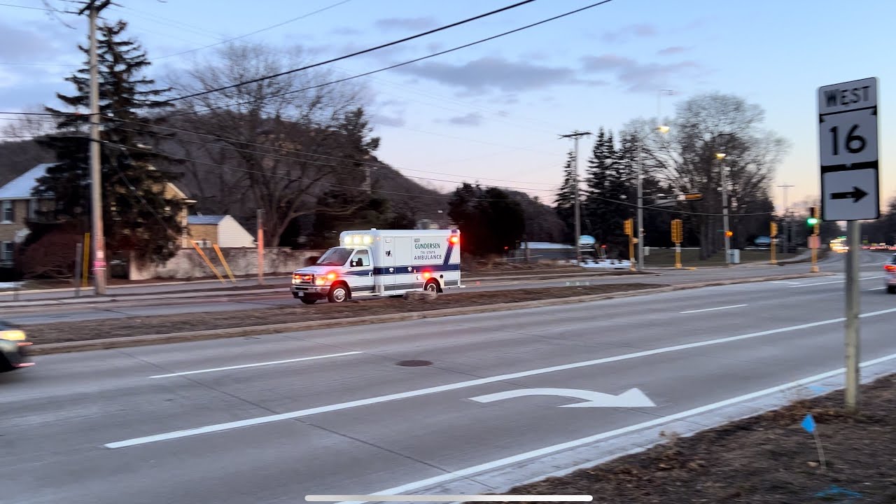 Gundersan Tri-State Ambulance Responding - YouTube