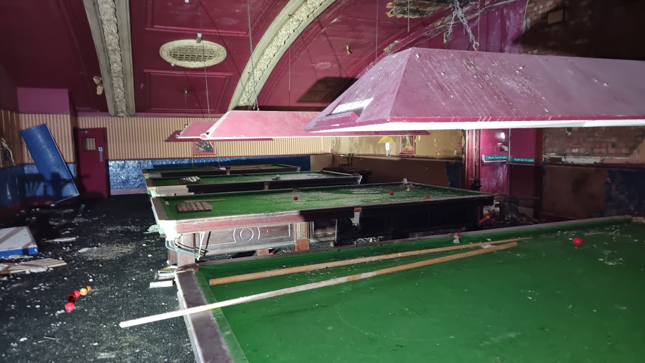 Abandoned Riley's Pool & Snooker Club Everything Left Behind 2023 - YouTube