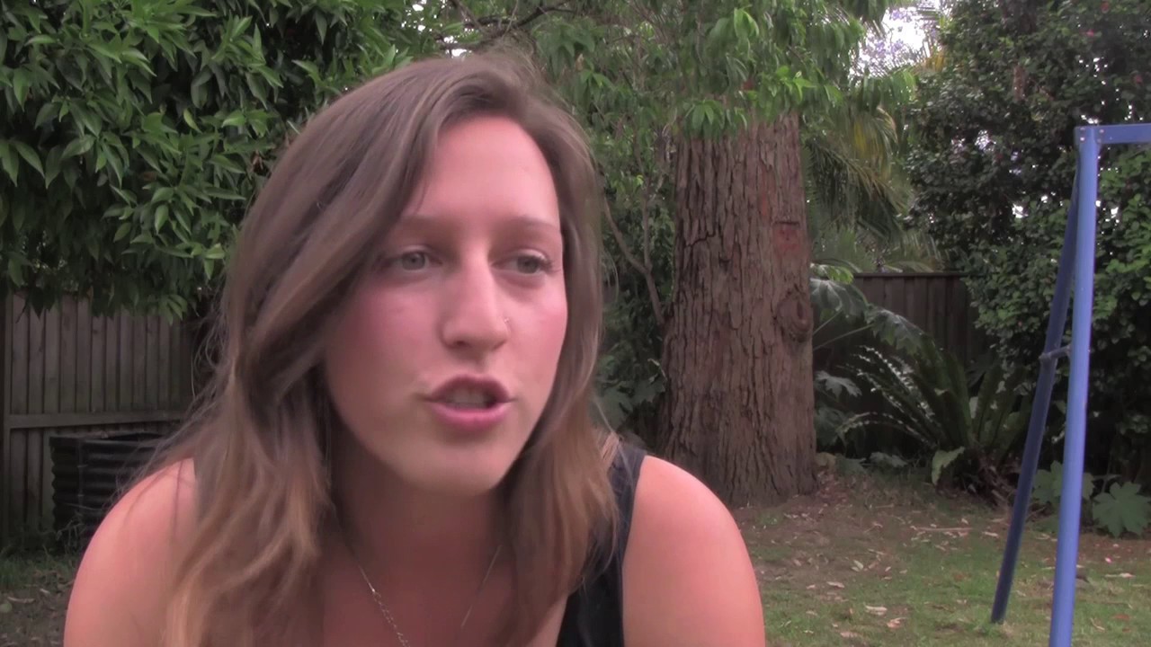 KRISTI HALL SHOW Reel - YouTube