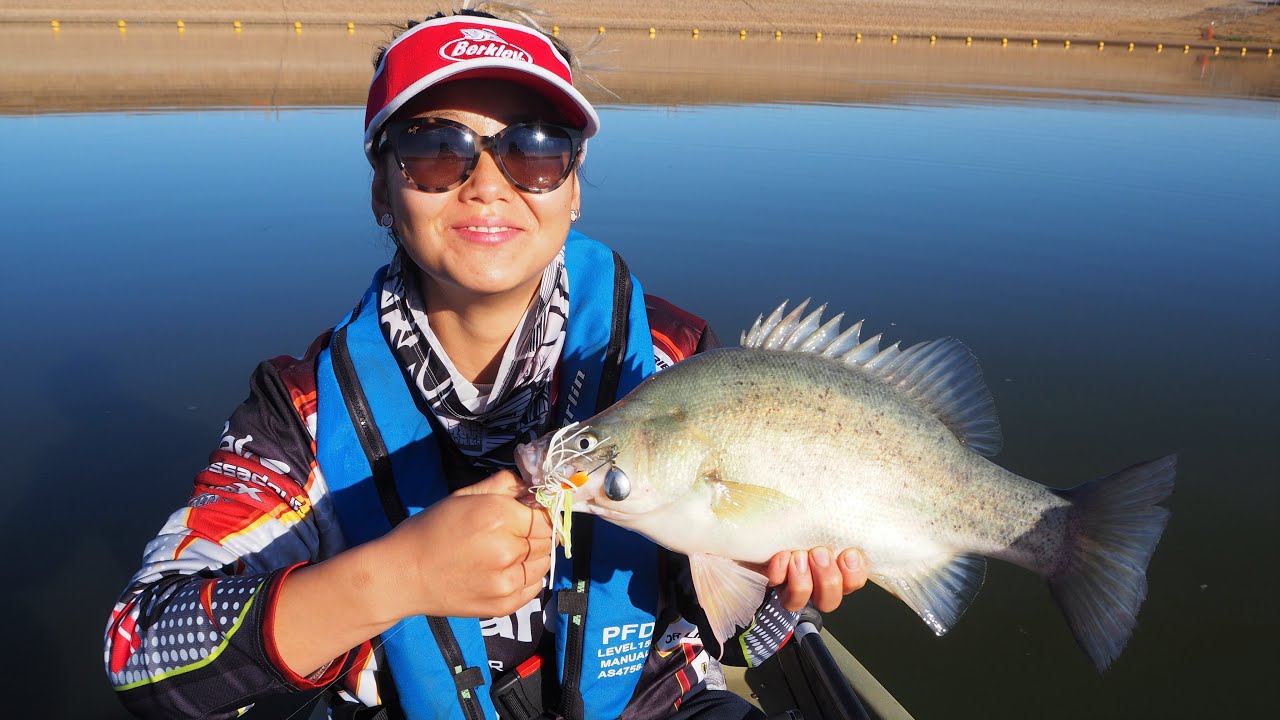 Meg's First Callop - Bundaleer Reservoir - YouTube