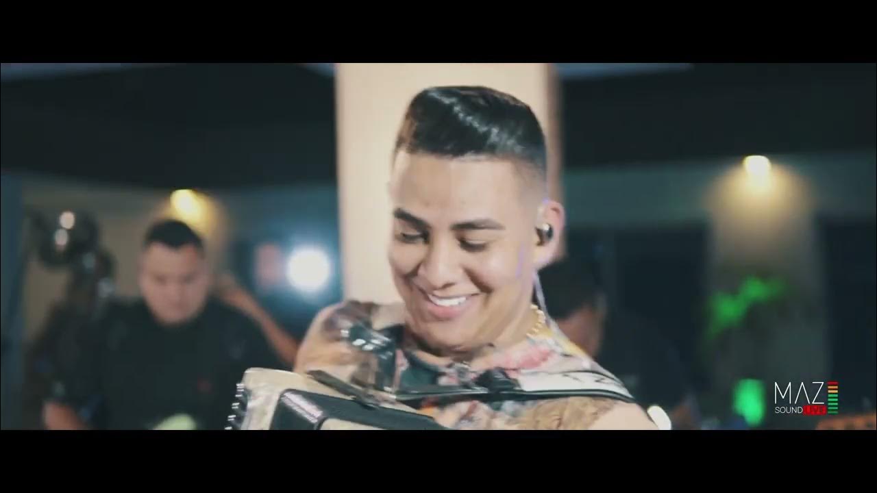 @HaffitDavid @JafidNazar Me Vive Coqueteando Live - YouTube