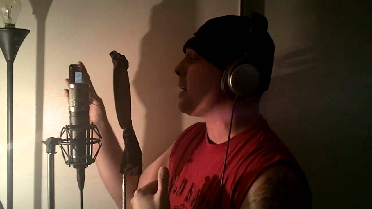Mr. Miranda recordin his verse to "Street Life" - YouTube