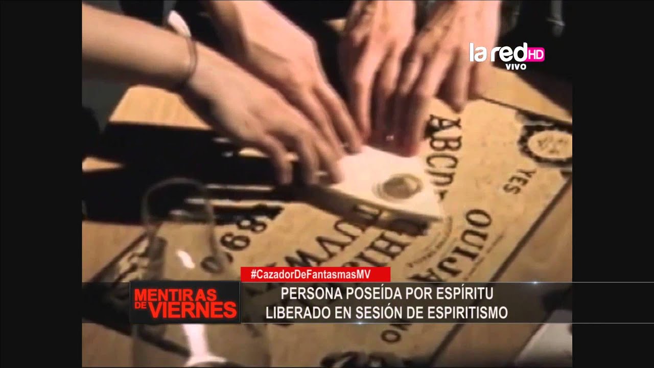 Persona poseída por espíritu liberado en sesión de espiritismo - YouTube