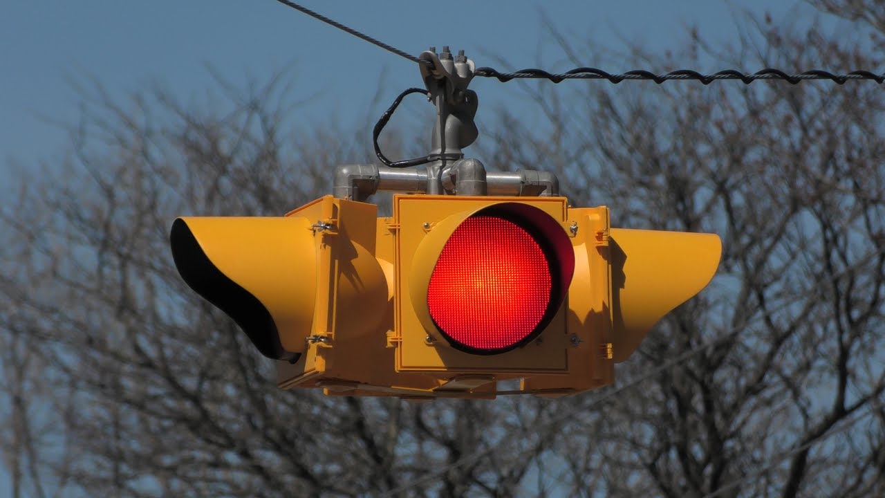 [4K] New 4-Way Traffic Beacon 12-12-12-12 in Brockville - YouTube