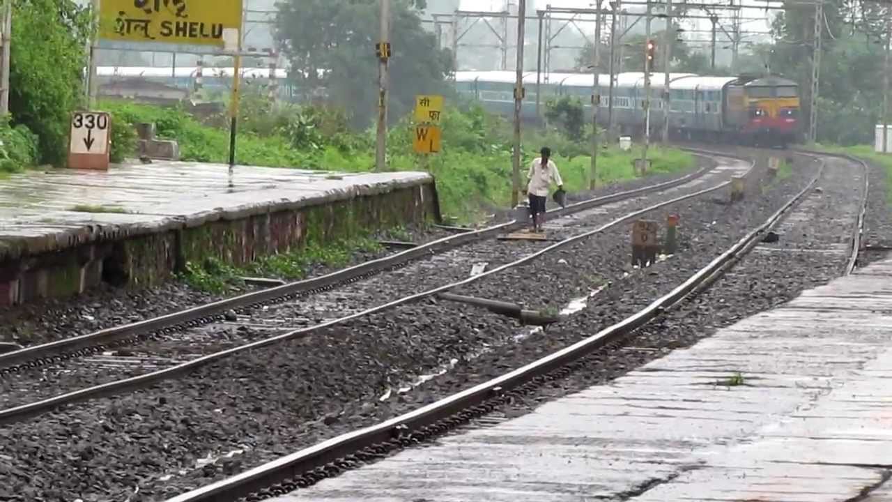 16381 Kanniyakumari Express - YouTube