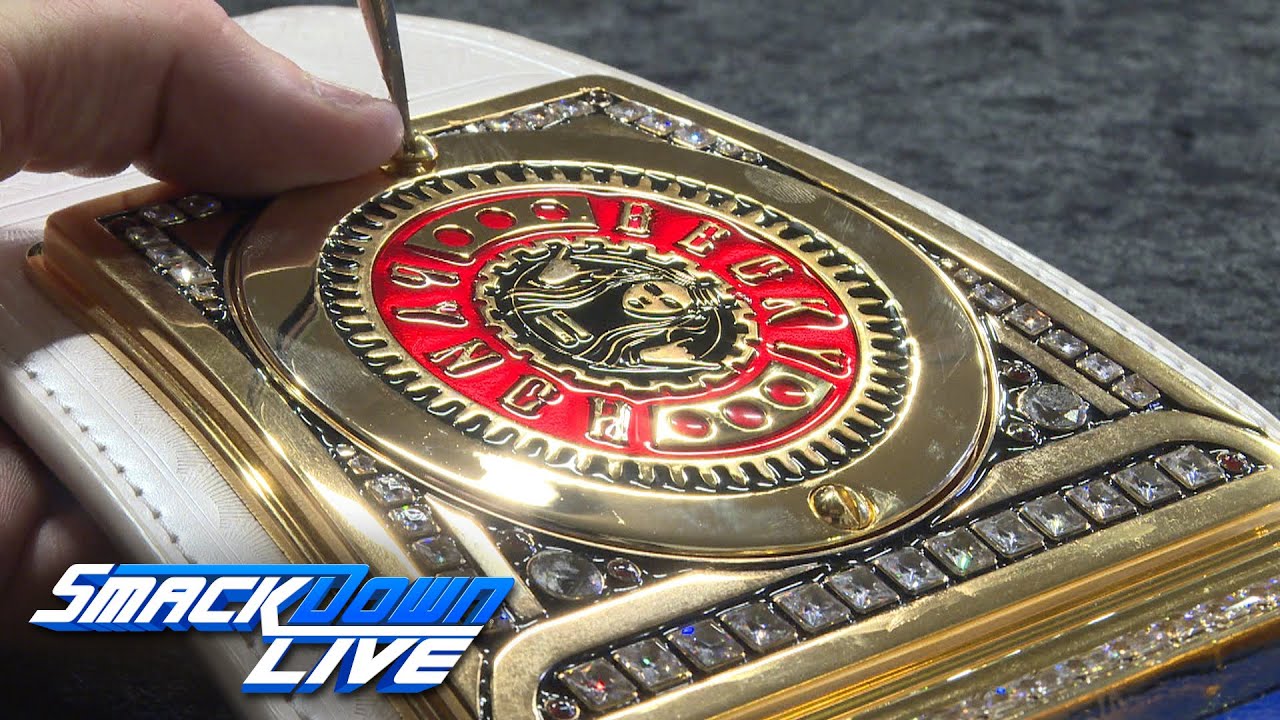 Becky Lynch receives her SmackDown Women's Championship plates: Sept ...