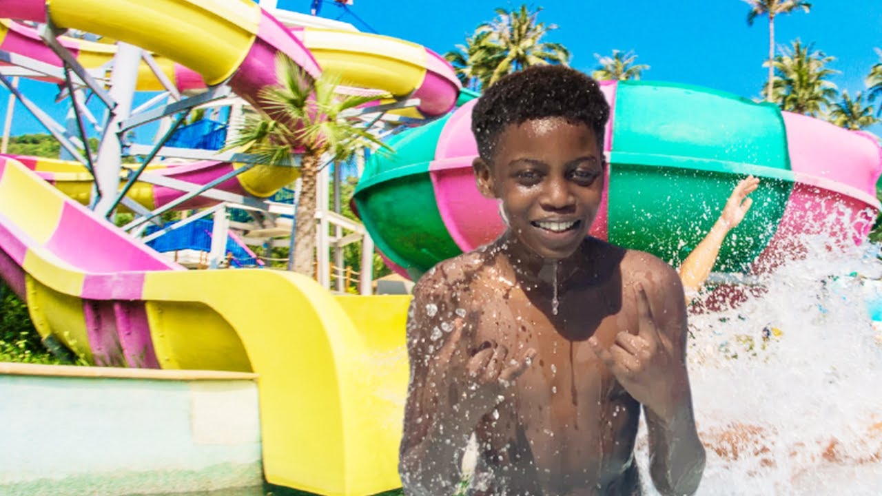 WATER SLIDES AT SIX FLAGS WATER PARK (HURRICANE HARBOR NEW JERSEY ...