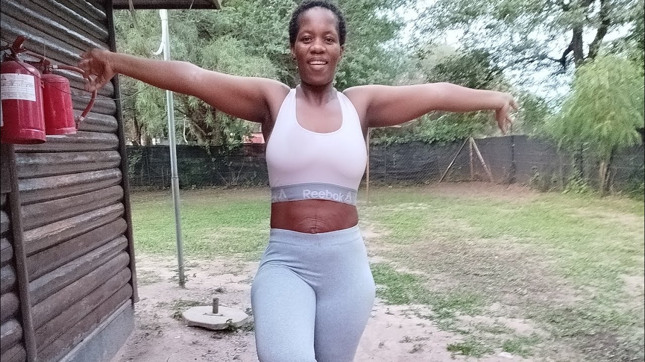 Do this exercise every twice a week, you will see how your arms turn ...