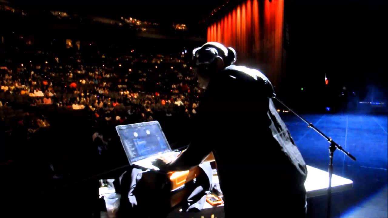 DJ RED THE MC LIVE @ THE DALLAS COMEDY JAM - YouTube