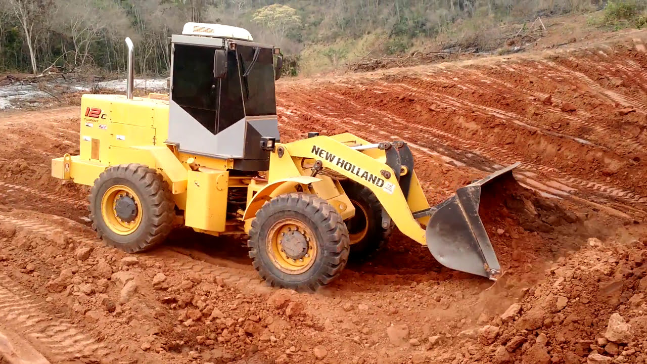 Cavando no barro Bruto com a 12c 💪😎 - YouTube