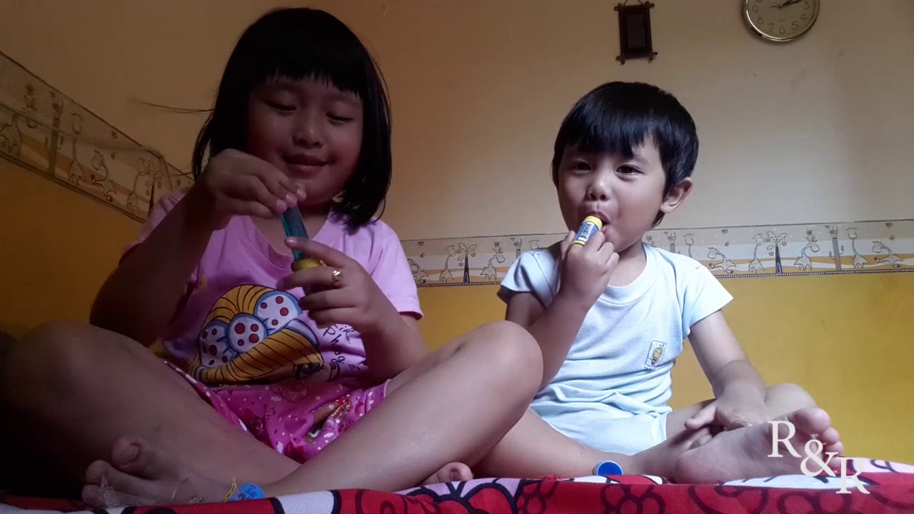 Vlog Rhena Raja "Permen Lolipop" - YouTube