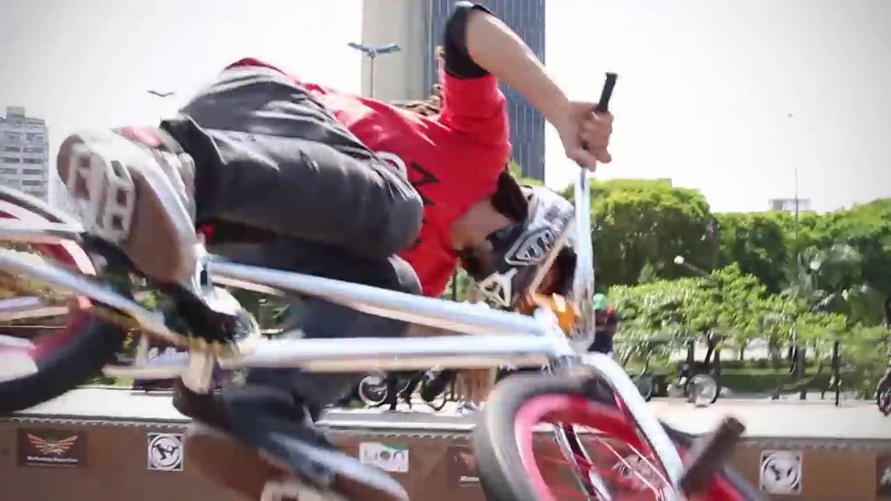 Hollyweed Bmx Oficial - Brazilian Vert Rider - Onde Um Sonho Começou ...