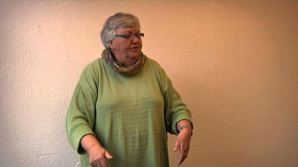 Ouderen maken geschiedenis - Marjan van der Vos - YouTube