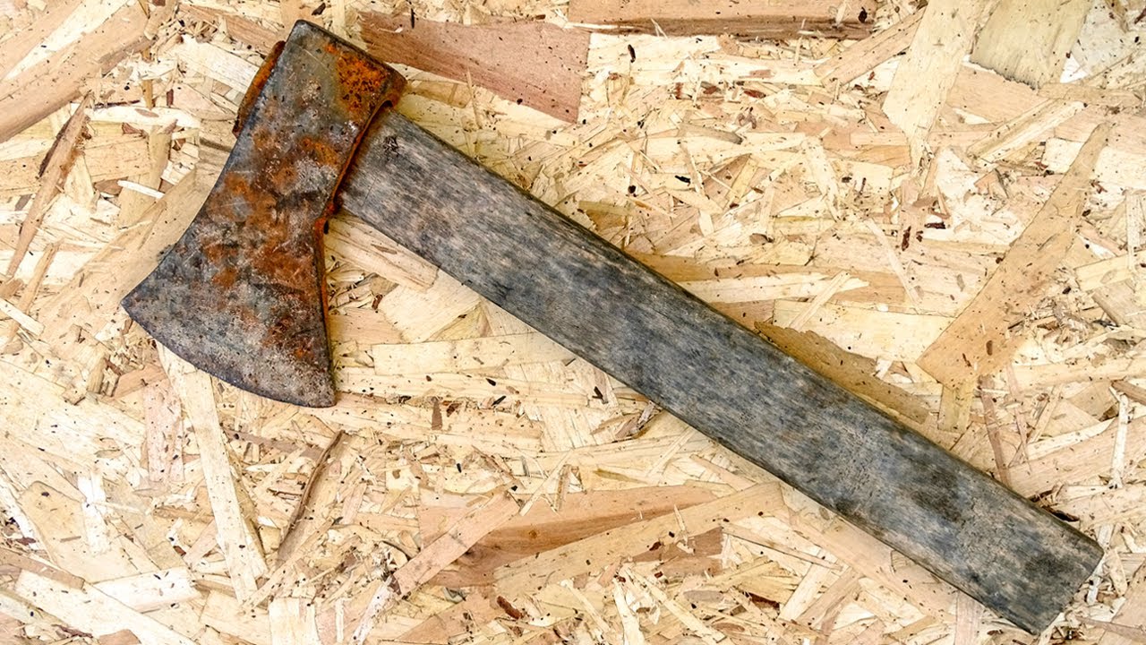 Restoration Rusty Bushcraft Axe - YouTube