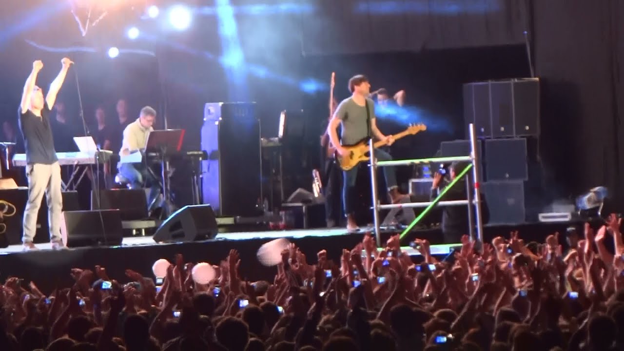 BLUR "GIG ENTERO" Chile 2013 - YouTube