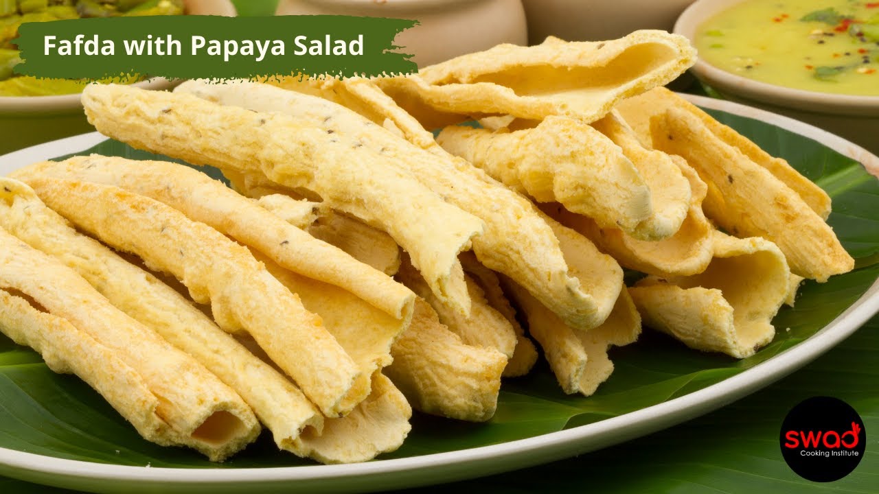 Fafda With Papaya Salad | फाफडा को परफेक्ट बनाने का 100% सही और असली ...