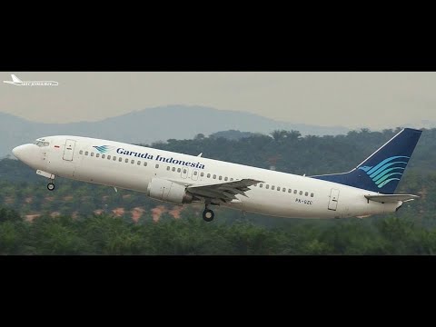 Fatal Focus | Garuda Indonesia Flight 200 - YouTube