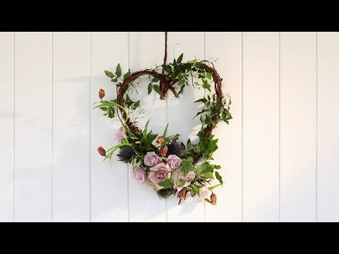 How To: Rustic Heart Wreath - YouTube