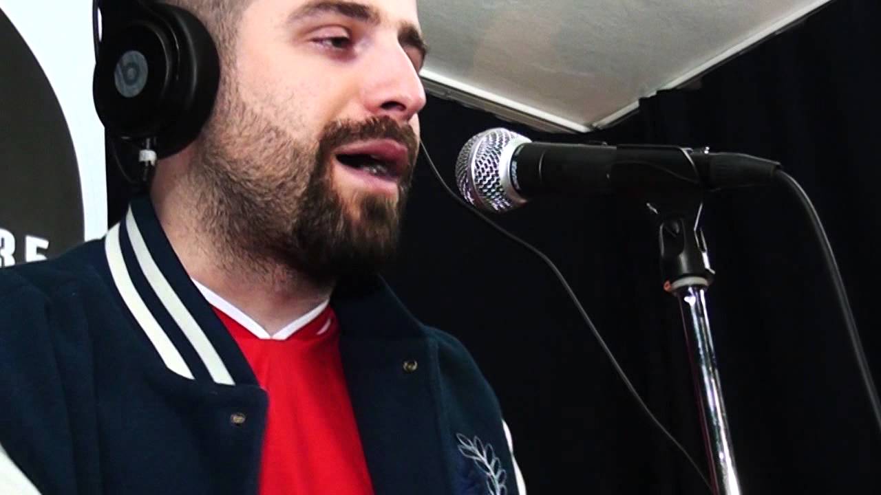Mc Kresha ''Unplugget Kunder Disriminimit'' UrbanFm - YouTube
