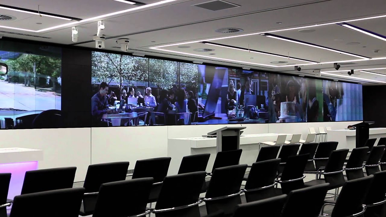 The Telstra Experience Centre's "wow" factor - Christie MicroTiles ...