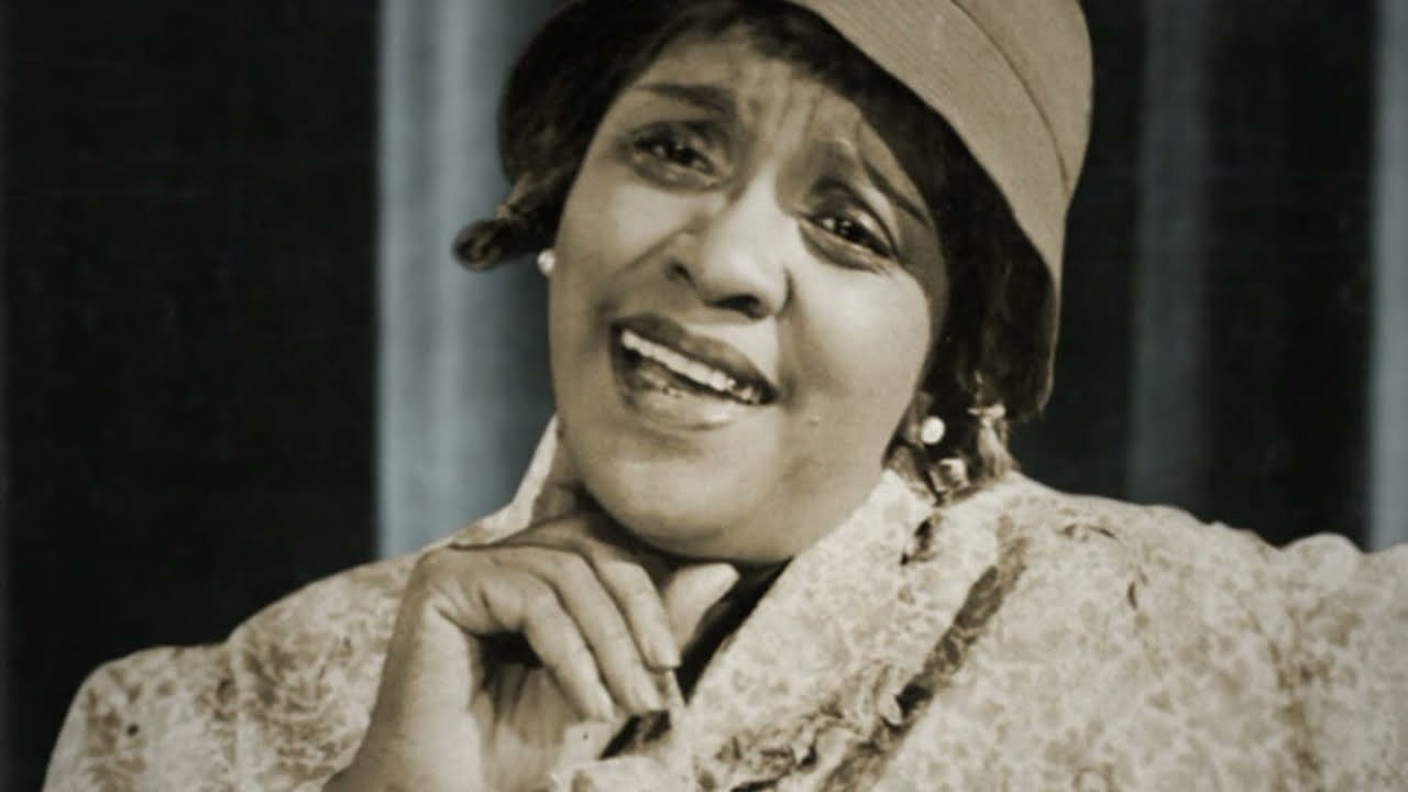 Moms Mabley Biography - History of Moms Mabley in Timeline - YouTube