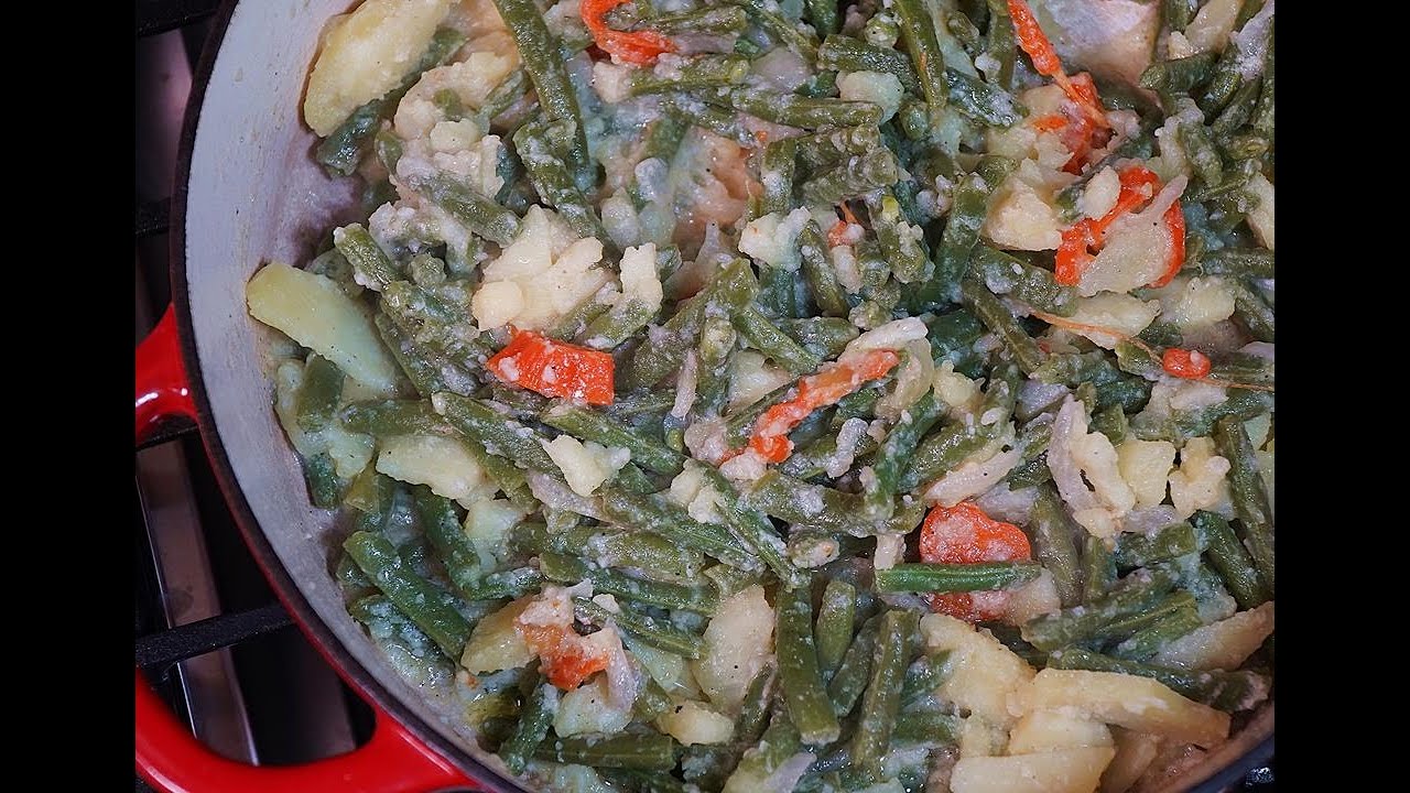 Stewed String Beans #TastyTuesdays | CaribbeanPot.com - YouTube
