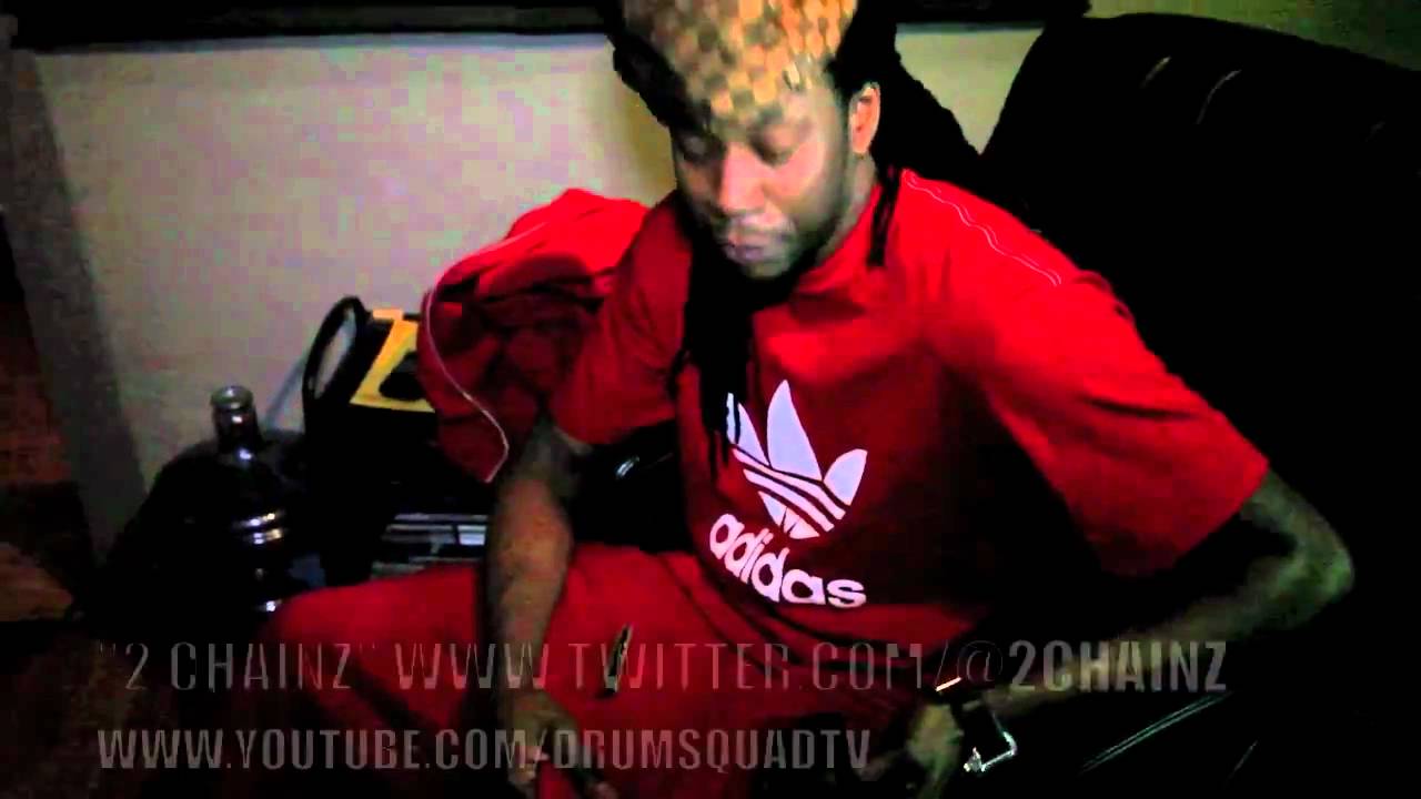 Drumma Boy records a song with Tity Boi aka "2Chainz" - YouTube