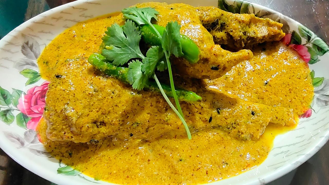 Bhola bhetki fish curry/Mustard fish curry/সর্ষে ভোলা ভেটকি/मस्टर्ड फिश ...