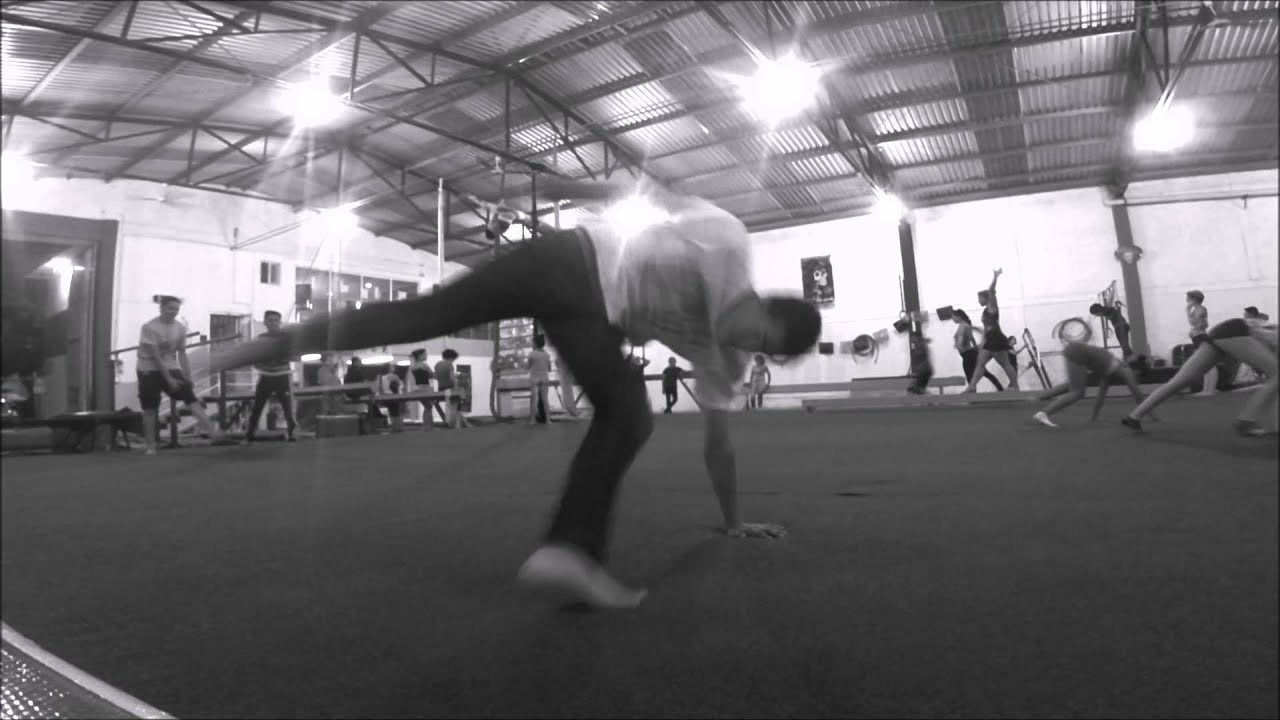 05 11 15 tricking !! - YouTube