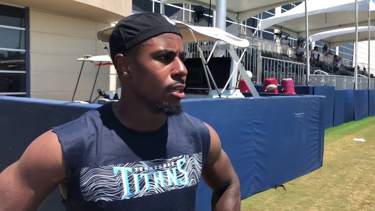 Titans WR Darius Jennings lives "life on the bubble" - YouTube
