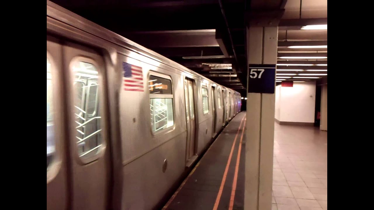 Lexington Avenue-bound R160B Siemens N Train@57th Street-7th Avenue ...