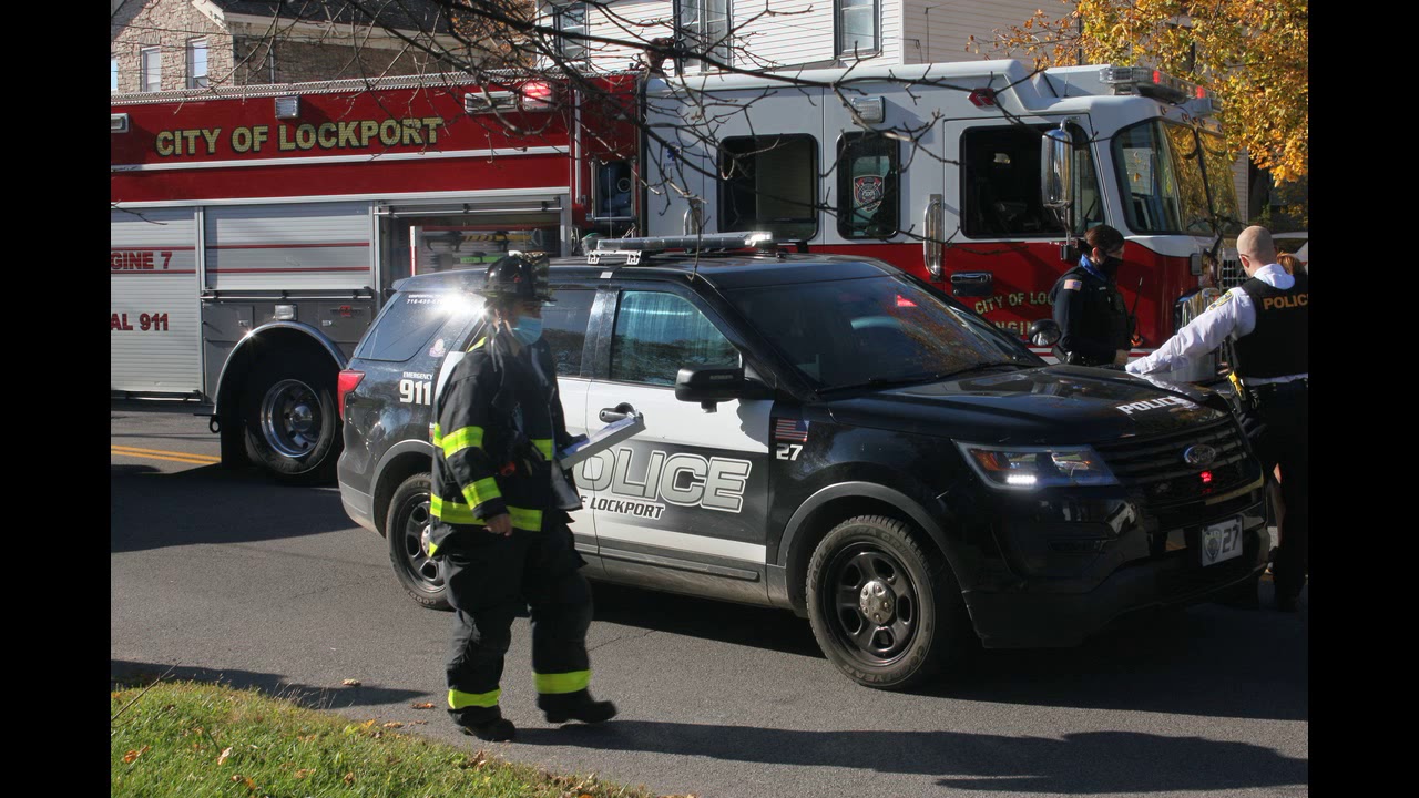 11/08/20 10:11-119 Gooding St. Car Vs. Utility Pole MVA - YouTube