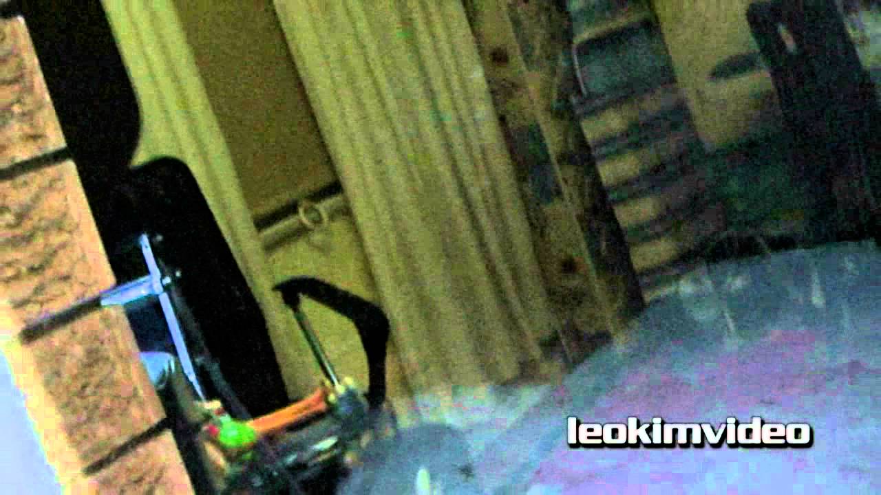 Creepy Clown Attack Horror Halloween Trick Or Treat - YouTube