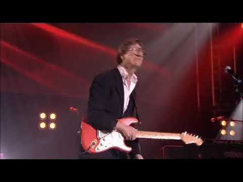 HANK MARVIN THE SHADOWS WONDERFUL LAND LIVE - YouTube