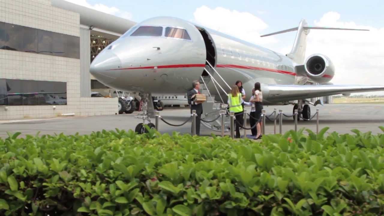 VistaJet Think Global Tour - YouTube