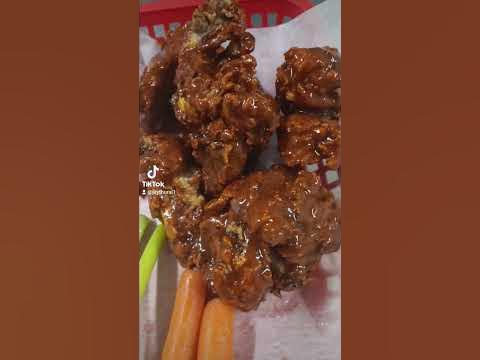 CHICKEN Tenders vs CHICKEN Wings - YouTube