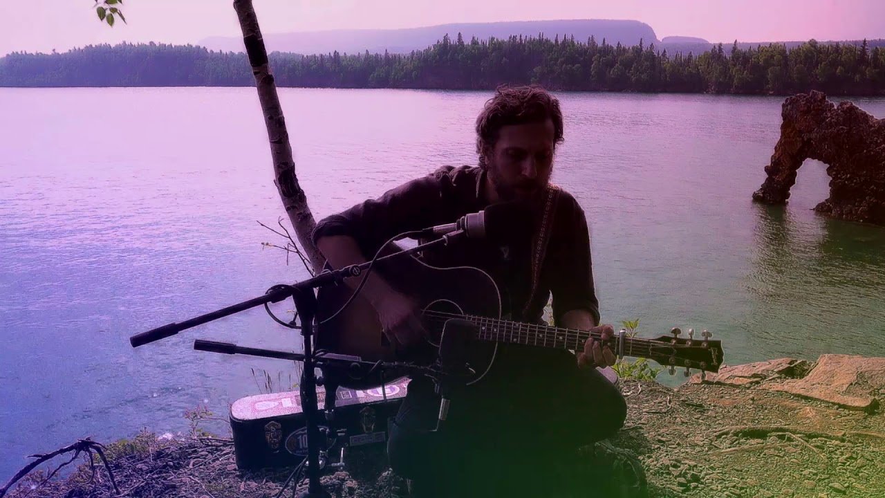 Great Lake Swimmers - The Talking Wind (Acoustic) - YouTube