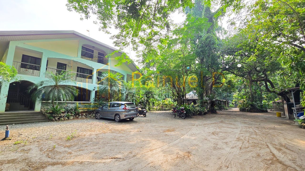 BOTOLAN WILDLIFE FARM FOR SALE - YouTube