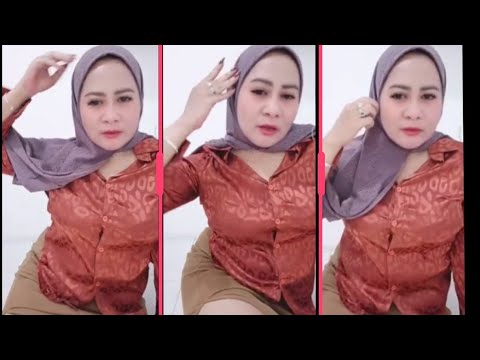 Tanteku Sayang Berhijab Goyang Uleg #trending #tante #tantegununggede 