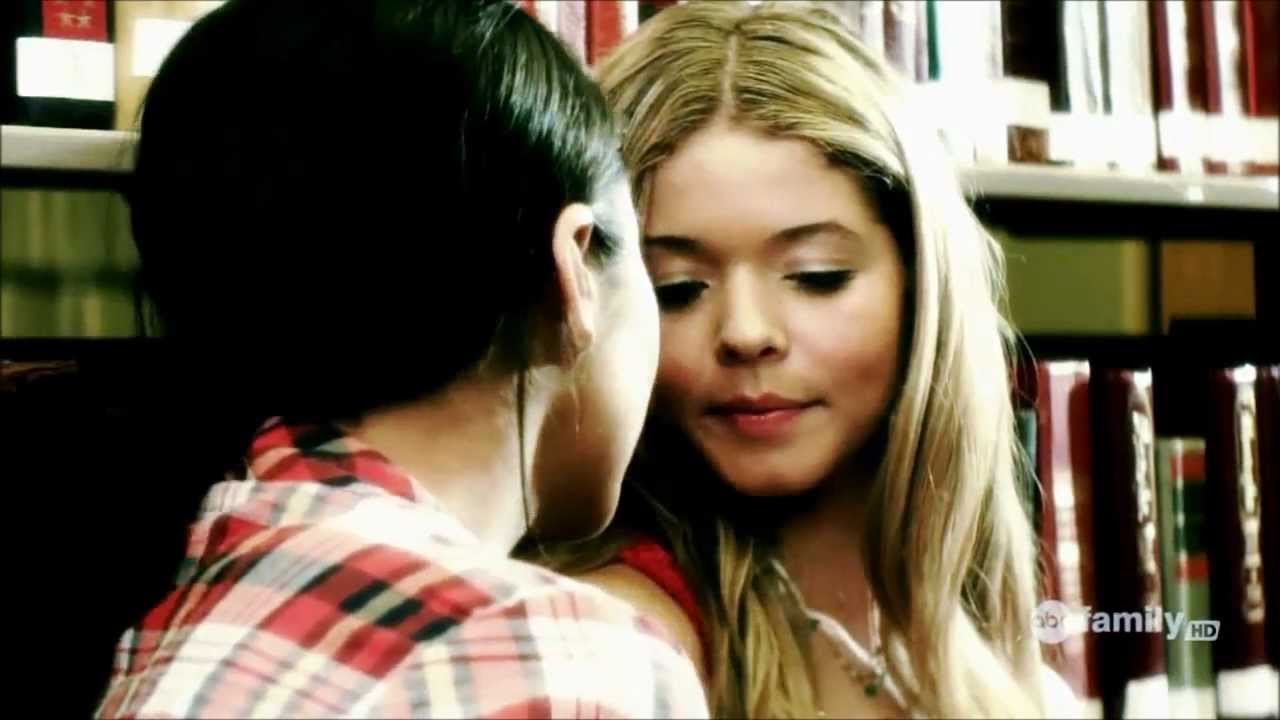 Fave Moments of Alison DiLaurentis and Emily Fields - Pretty Little ...