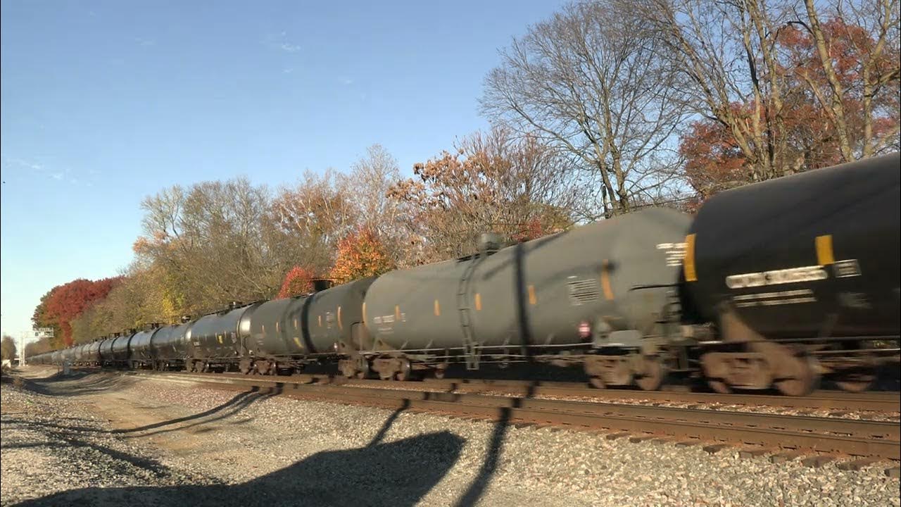 NORFOLK SOUTHERN EMD SD70ACE Southbound Ethanol Tank Train - YouTube