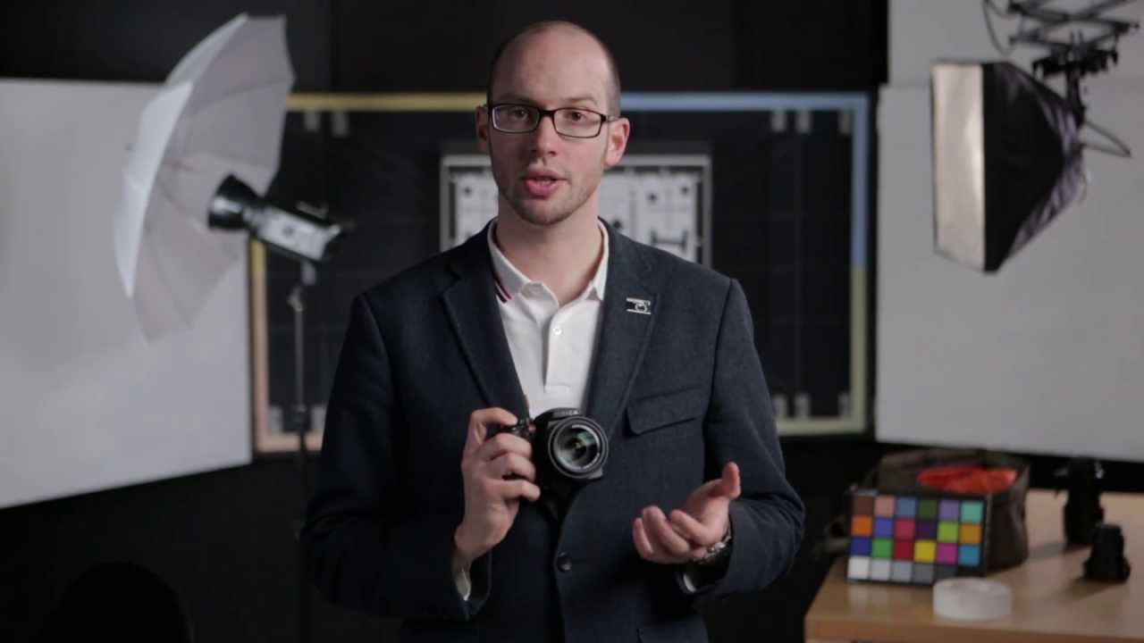 Leica V-Lux 4 Compact Camera Video Overview